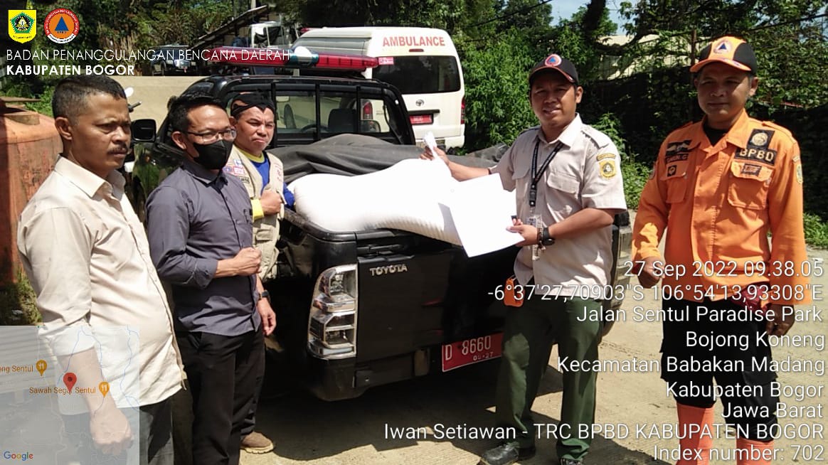 BPBD Serah Terima Bantuan Logistik Untuk Bencana Pergeseran Tanah di ... BPBD Serah Terima Bantuan Logistik Untuk Bencana Pergeseran Tanah di ...